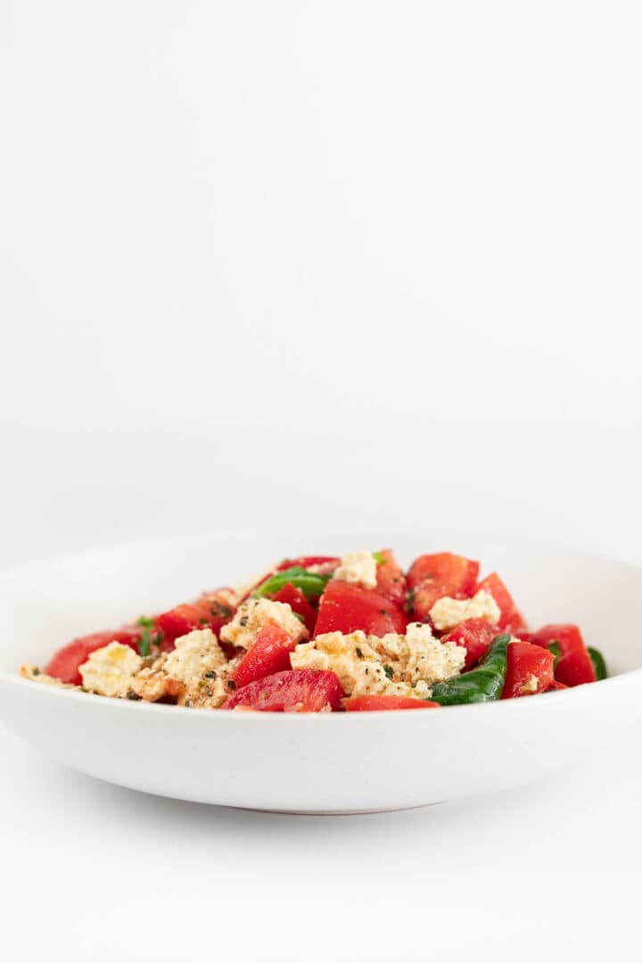 Ensalada Caprese Vegana - Danza de Fogones